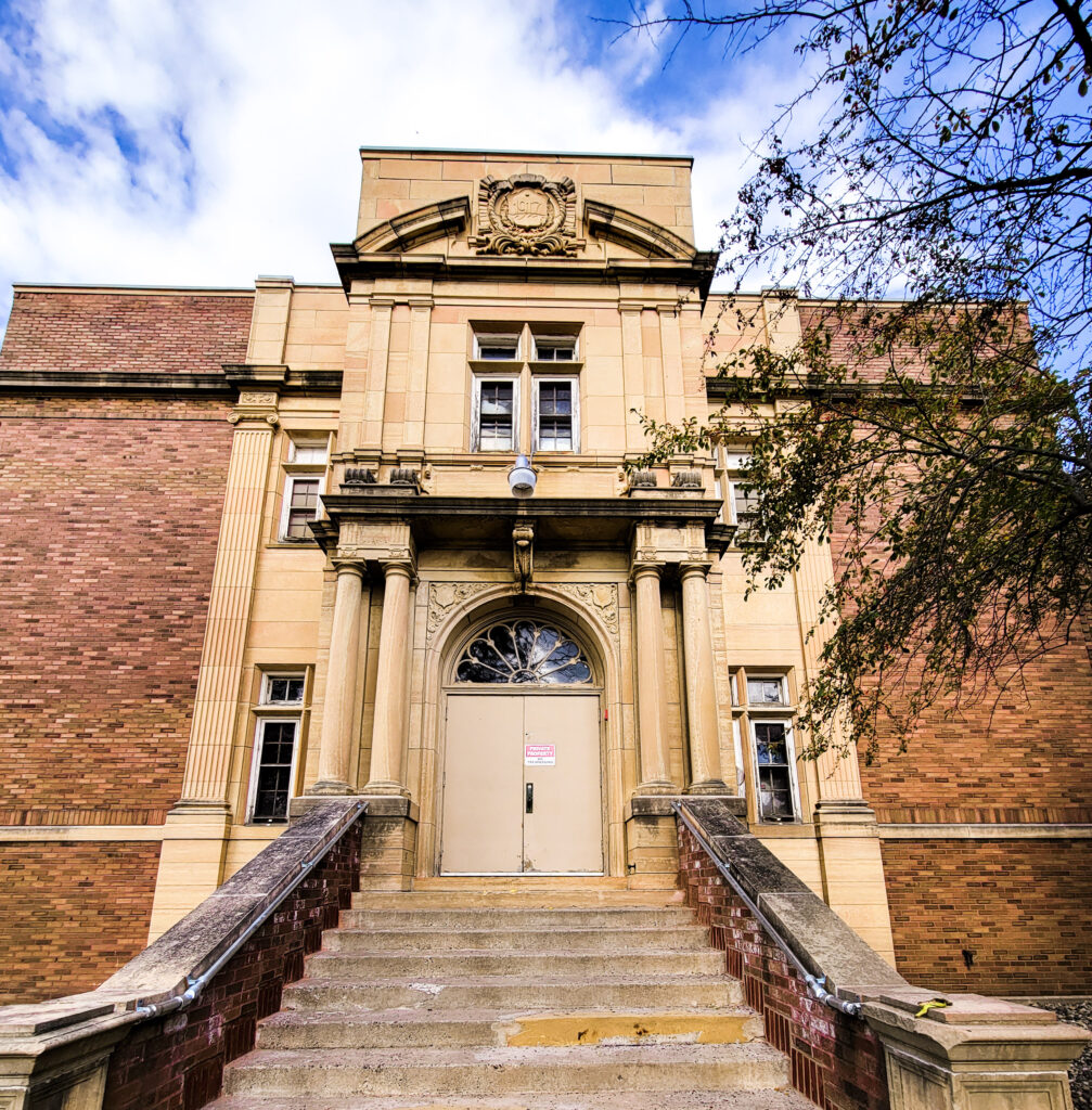 12 Haunted Places to Visit in the Midwest