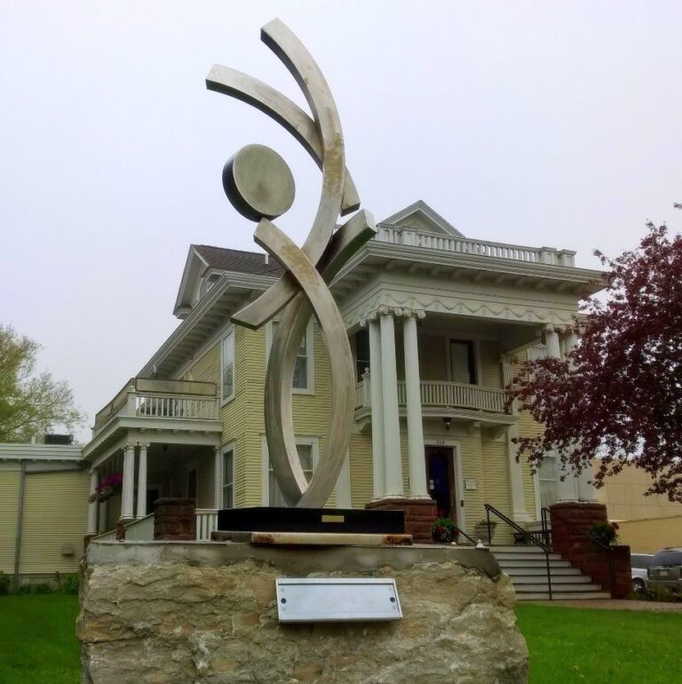 12 Haunted Places to Visit in the Midwest