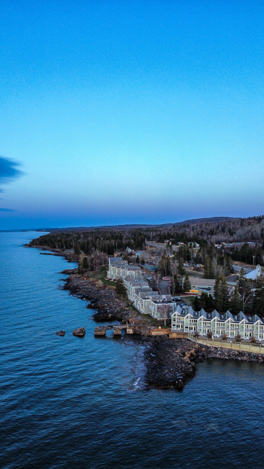 Bluefin Bay on Lake Superior: Weekend North Shore Trip